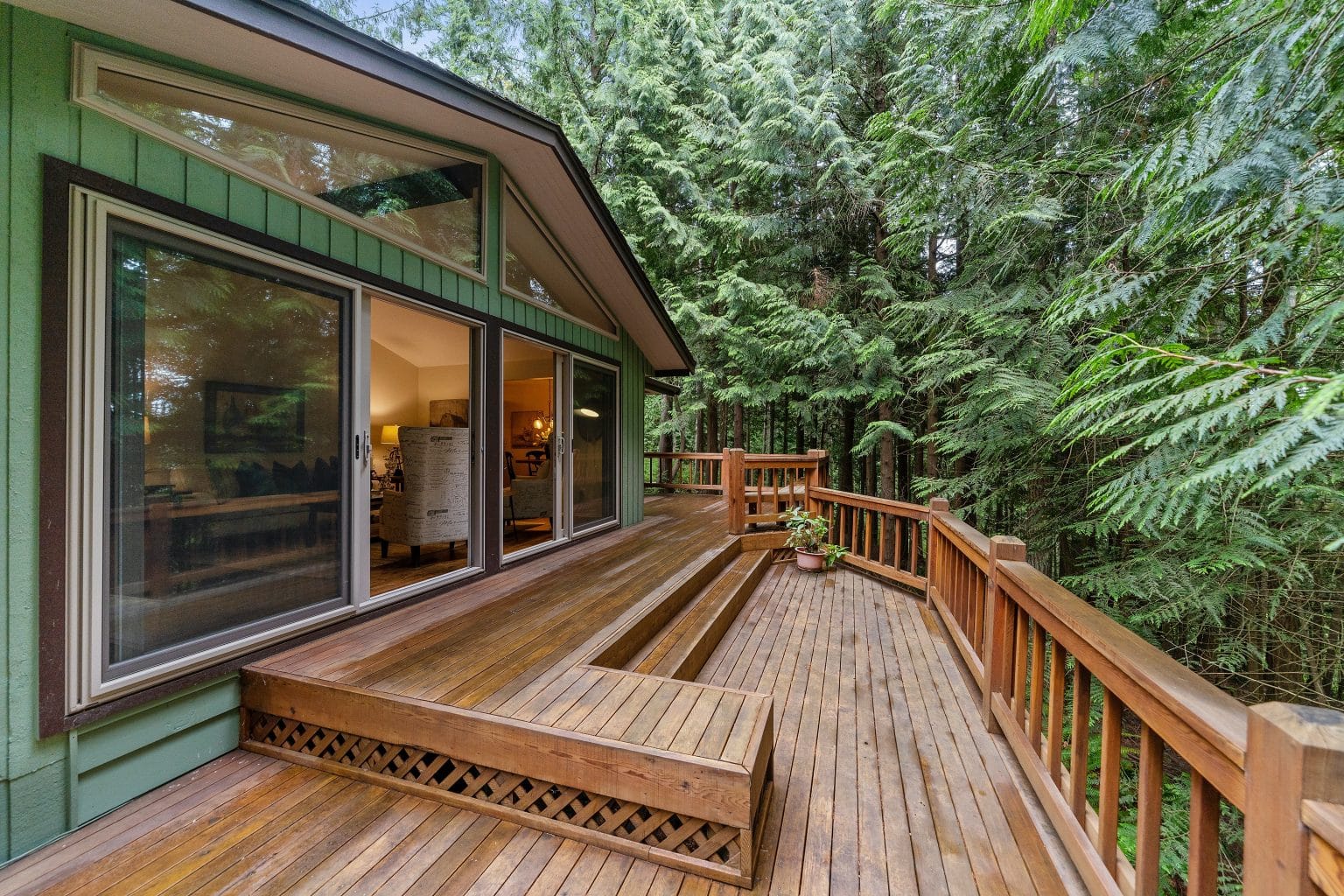 Deck Build Materials and What's Popular: A Comprehensive Guide - Utah ...